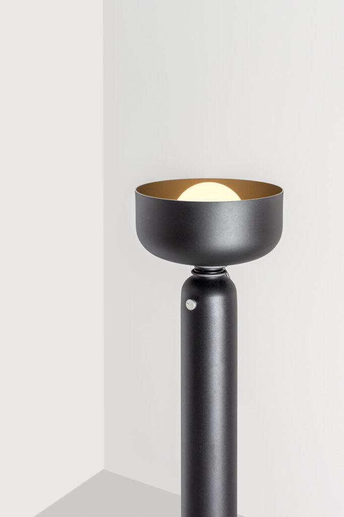 Spotlight Floor Lamp - designFARM - Authentic Furniture, Lighting ...