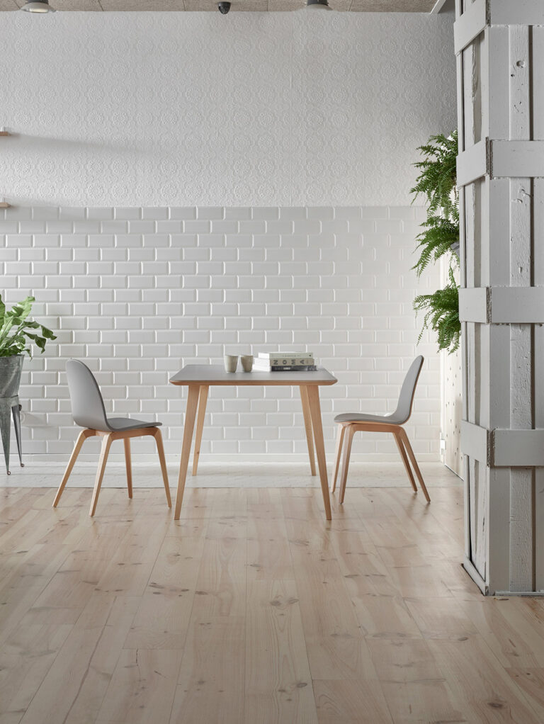 Bob Wood Chair - designFARM - Authentic Furniture, Lighting & Accessories