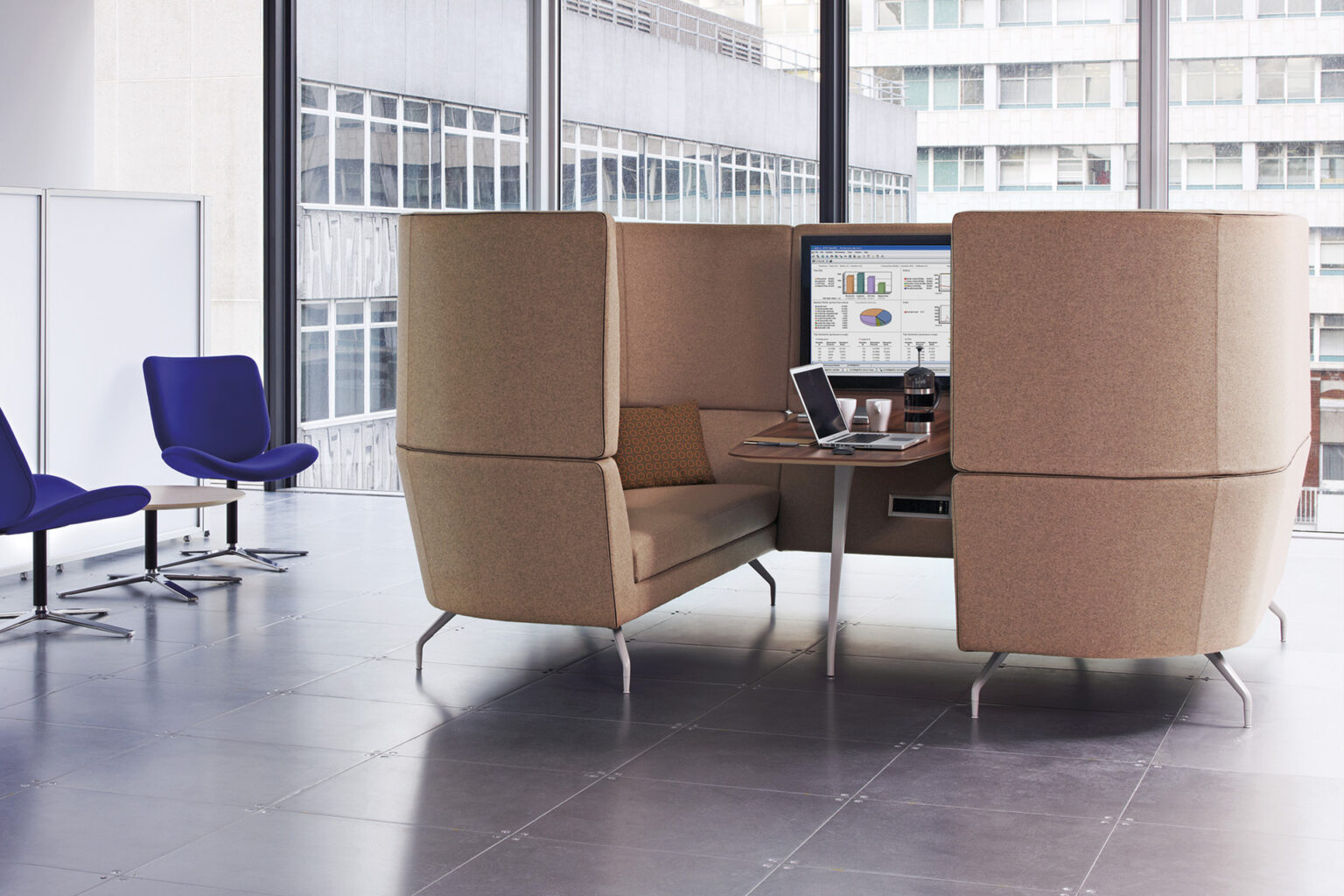 Cwtch Lounge - designFARM - Authentic Furniture, Lighting & Accessories