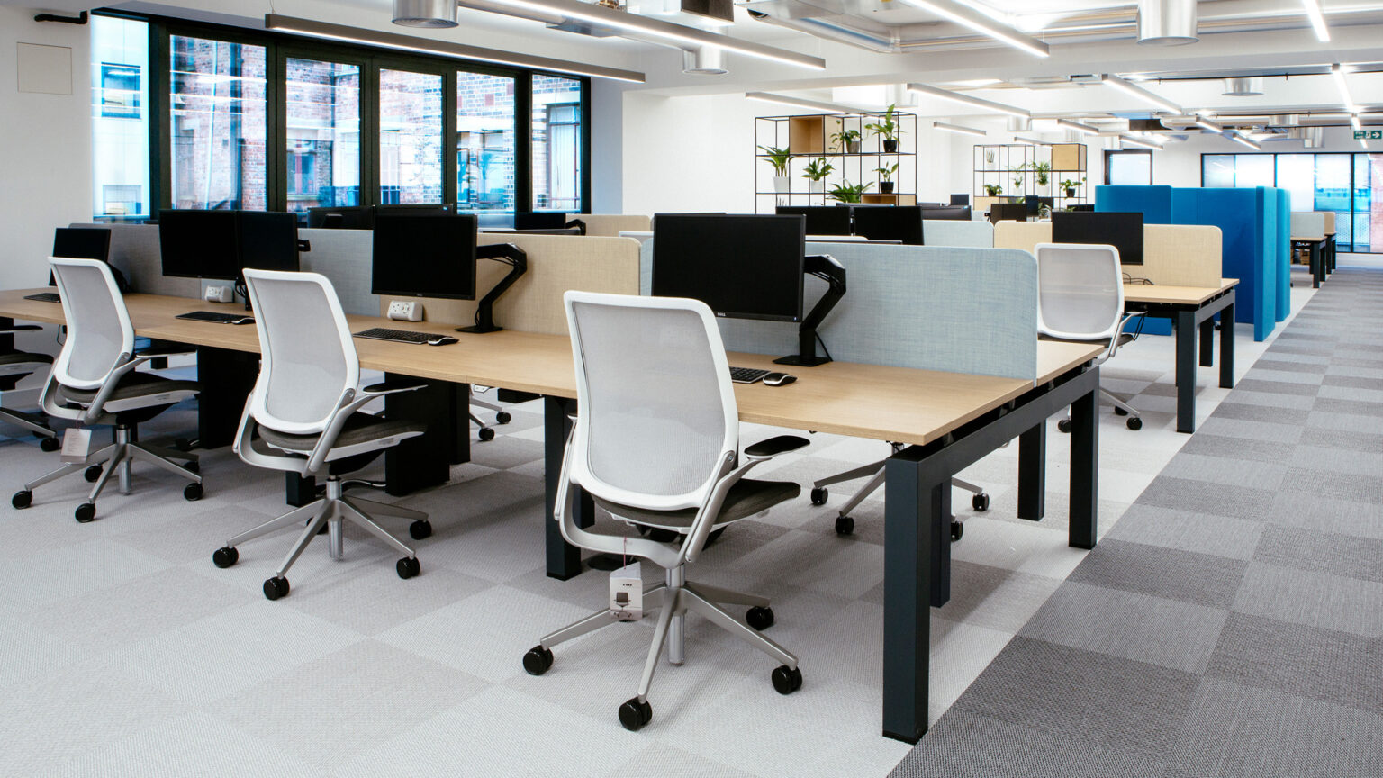 Eva Task Chair - designFARM - Authentic Furniture, Lighting & Accessories