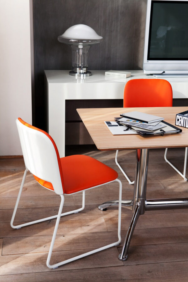 Lips Chair - designFARM - Authentic Furniture, Lighting & Accessories