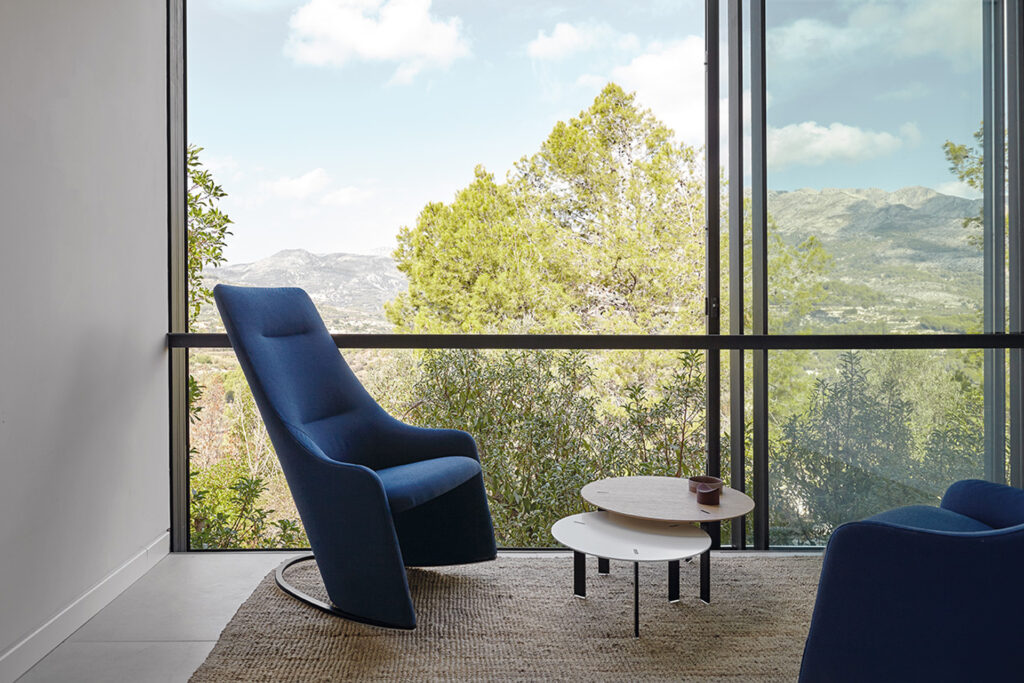 Nagi - designFARM - Authentic Furniture, Lighting & Accessories
